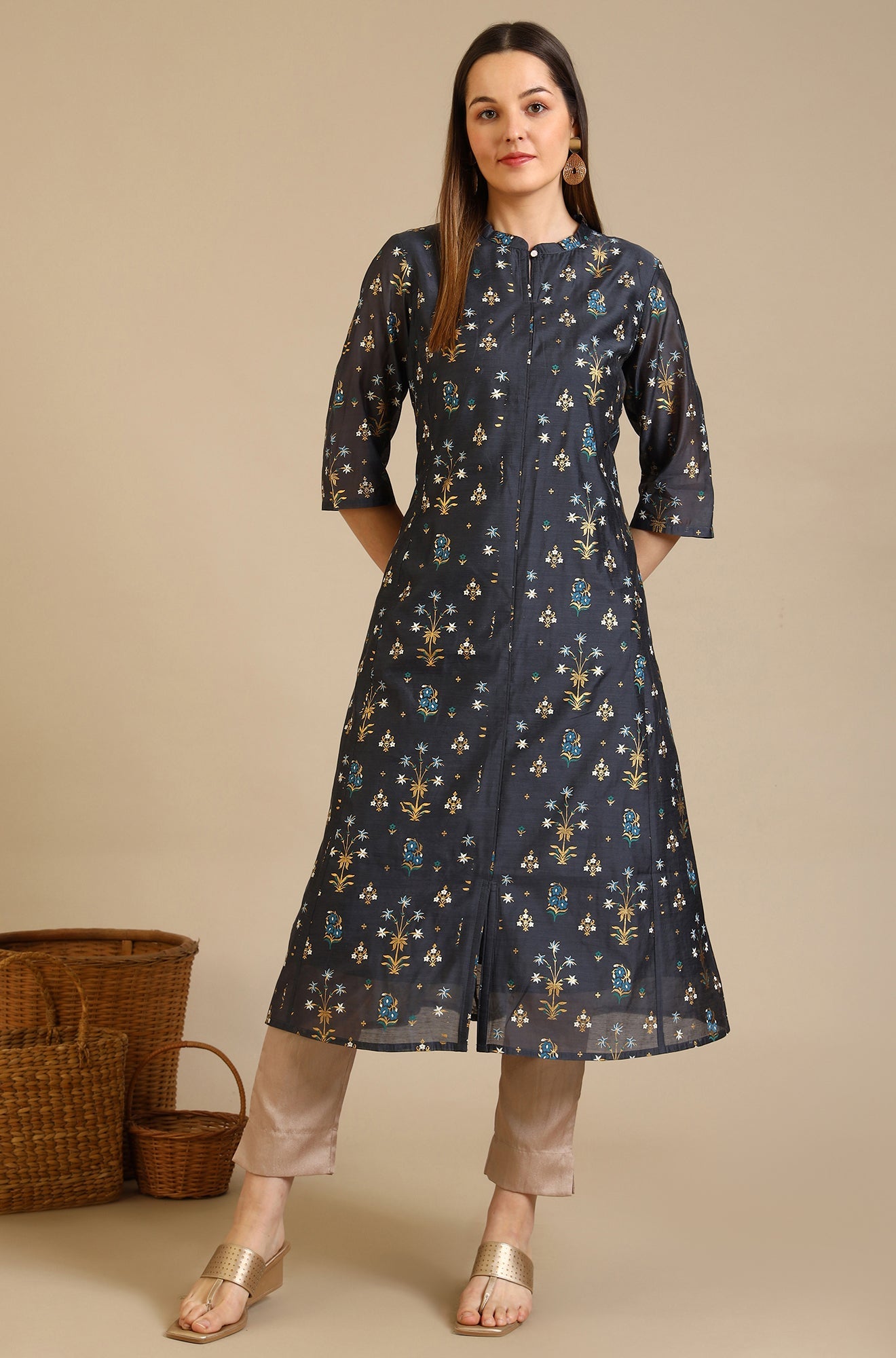 An Overview of A-Line Kurtas: Styles, Colors and Patterns to Choose ...